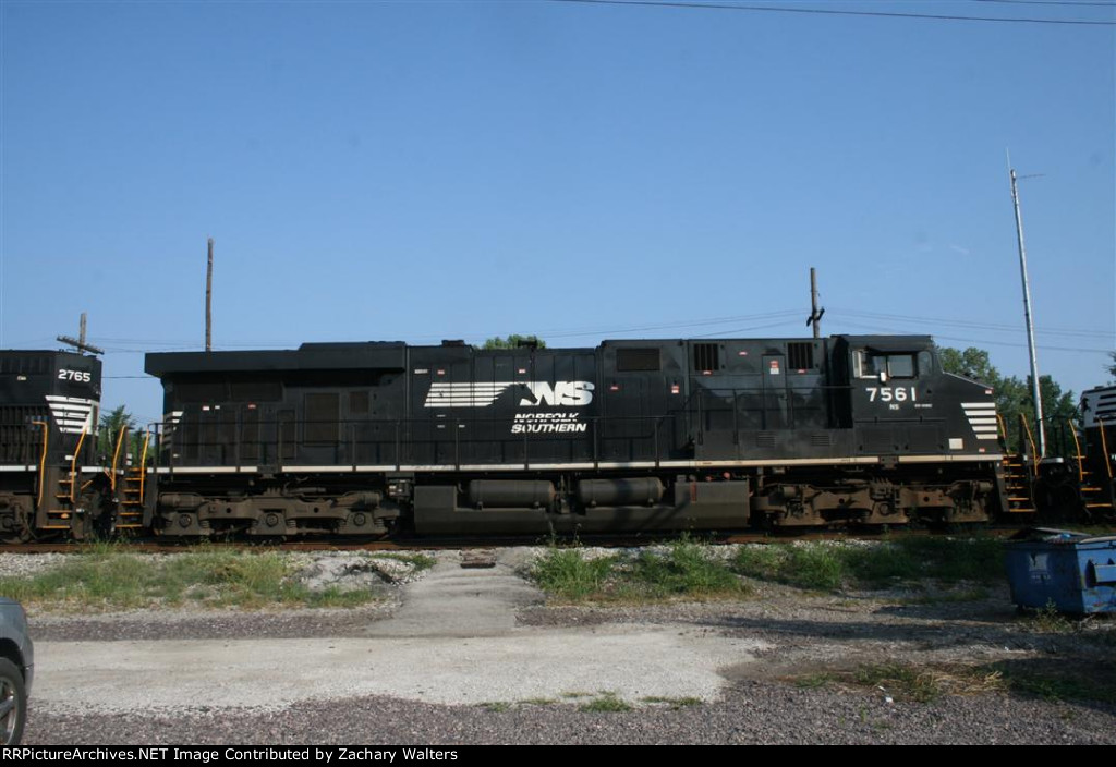 NS 7561